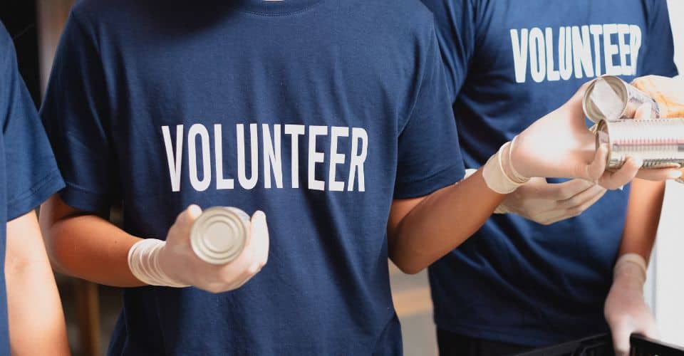 Volunteering: 101 [The Beginner's Guide] - I Love IT